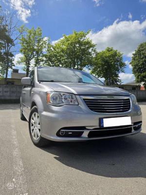 Grey Chrysler town-&-country 2016 in Plunge, with an engine capacity of 3.60 L and mileage of 226 thousand km for 7550 €, photo  on AUTOMOTO.COM.LV