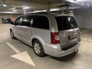 Grey Chrysler town-&-country 2011 in Vilnius, with an engine capacity of 3.60 L and mileage of 374 thousand km for 4900 €, photo 8 on AUTOMOTO.COM.LV