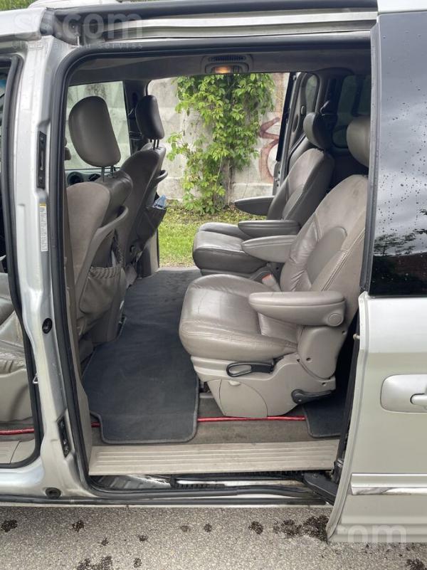 Chrysler town-&-country 2001 Rīga, ar dzinēja tilpumu 3.80 L un nobraukumu 207 tūkst. km par 1480 €, foto 7 vietnē AUTOMOTO.COM.LV