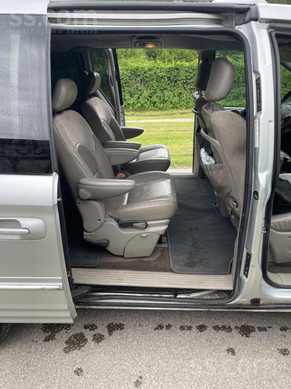 Chrysler town-&-country 2001 Rīga, ar dzinēja tilpumu 3.80 L un nobraukumu 207 tūkst. km par 1480 €, foto 9 vietnē AUTOMOTO.COM.LV