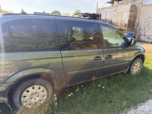 Крайслер Таун Кантри 2005 в Каунас, объемом двигателя 3.30 л и пробегом 332 тыс. км за 1000 €, фото 3 на AUTOMOTO.COM.LV