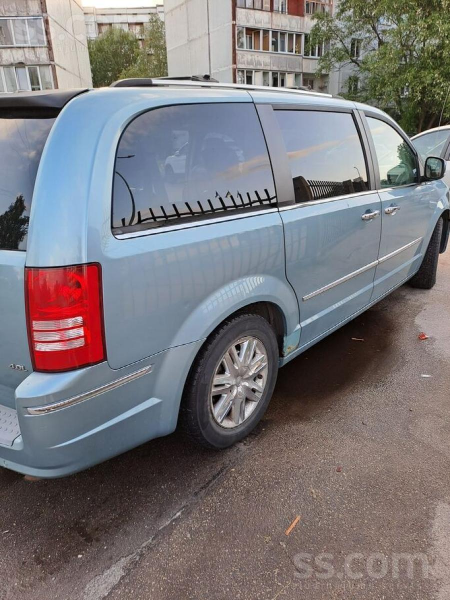Chrysler town-&-country 2008 Rīga, ar dzinēja tilpumu 4.00 L un nobraukumu 320 tūkst. km par 2850 €, foto 4 vietnē AUTOMOTO.COM.LV
