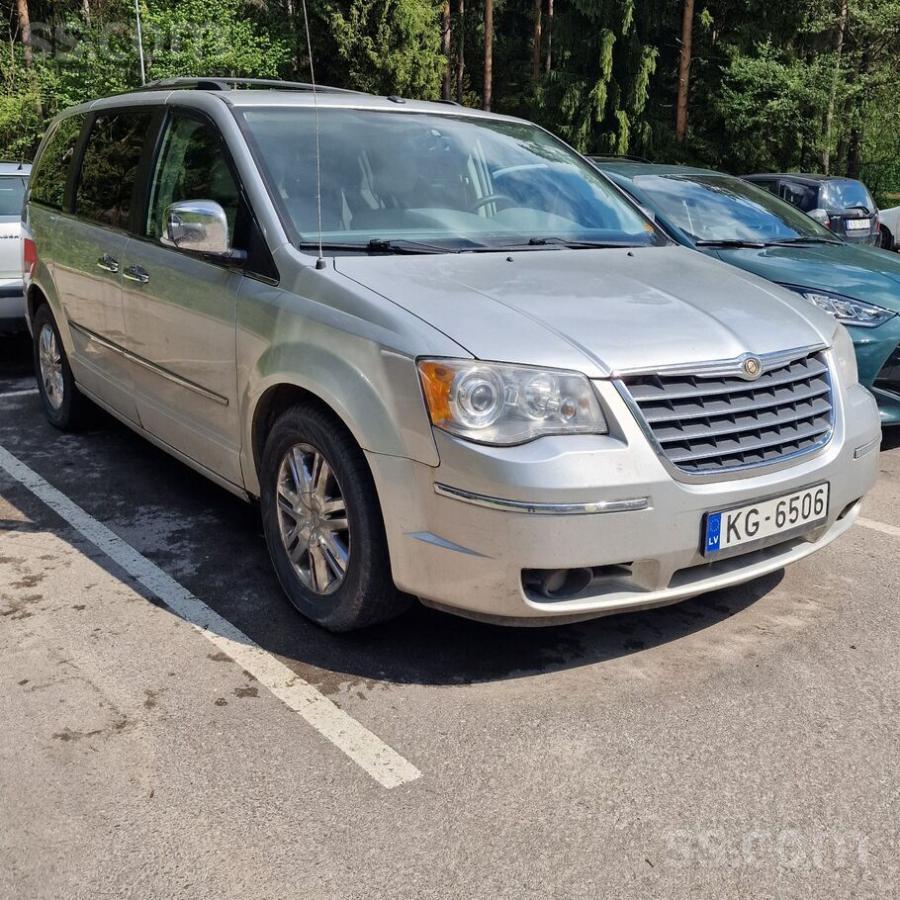Chrysler town-&-country 2008 Ogre, ar dzinēja tilpumu 4.00 L un nobraukumu 159 tūkst. km par 1800 €, foto 3 vietnē AUTOMOTO.COM.LV