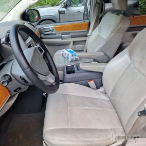 Chrysler town-&-country 2008 Ogre, ar dzinēja tilpumu 4.00 L un nobraukumu 159 tūkst. km par 1800 €, foto 6 vietnē AUTOMOTO.COM.LV