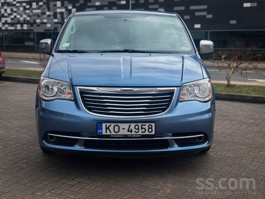 Chrysler town-&-country 2011 Jelgava, ar dzinēja tilpumu 3.60 L un nobraukumu 0 tūkst. km par 6300 €, foto 2 vietnē AUTOMOTO.COM.LV