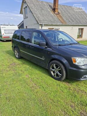Chrysler town-&-country 2011 Alīta, ar dzinēja tilpumu 3.60 L un nobraukumu 429 tūkst. km par 5100 €, foto 3 vietnē AUTOMOTO.COM.LV