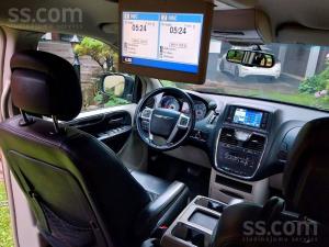 Chrysler town-&-country 2012 in Riga, with an engine capacity of 3.60 L and mileage of 331 thousand km for 5100 €, photo 25 on AUTOMOTO.COM.LV