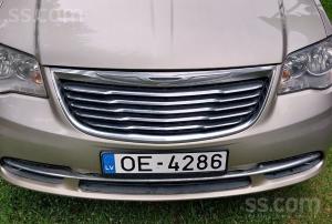 Chrysler town-&-country 2012 in Riga, with an engine capacity of 3.60 L and mileage of 331 thousand km for 5100 €, photo 27 on AUTOMOTO.COM.LV