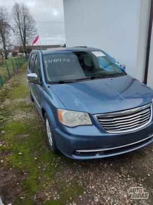 Chrysler town-&-country 2012 in Gargzdai, with an engine capacity of 3.60 L and mileage of 362 thousand km for 2950 €, photo 2 on AUTOMOTO.COM.LV