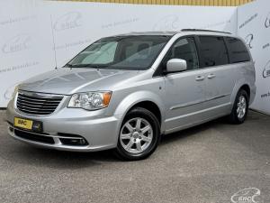 Chrysler town-&-country 2012 Klaipėda, ar dzinēja tilpumu 3.60 L un nobraukumu 271 tūkst. km par 5900 €, foto  vietnē AUTOMOTO.COM.LV