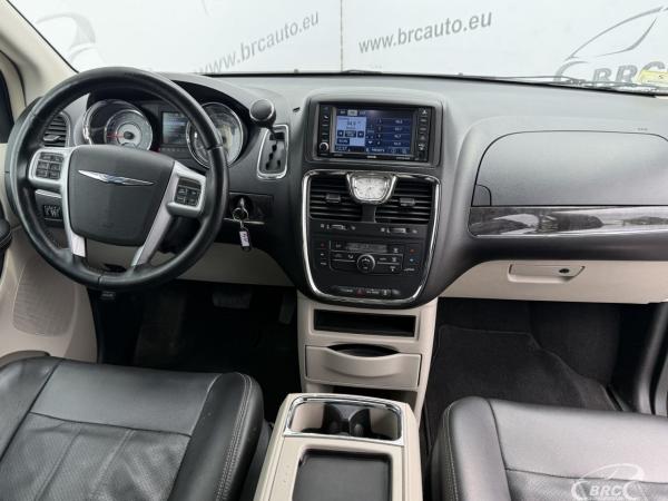 Chrysler town-&-country 2012 Klaipėda, ar dzinēja tilpumu 3.60 L un nobraukumu 271 tūkst. km par 5900 €, foto 3 vietnē AUTOMOTO.COM.LV