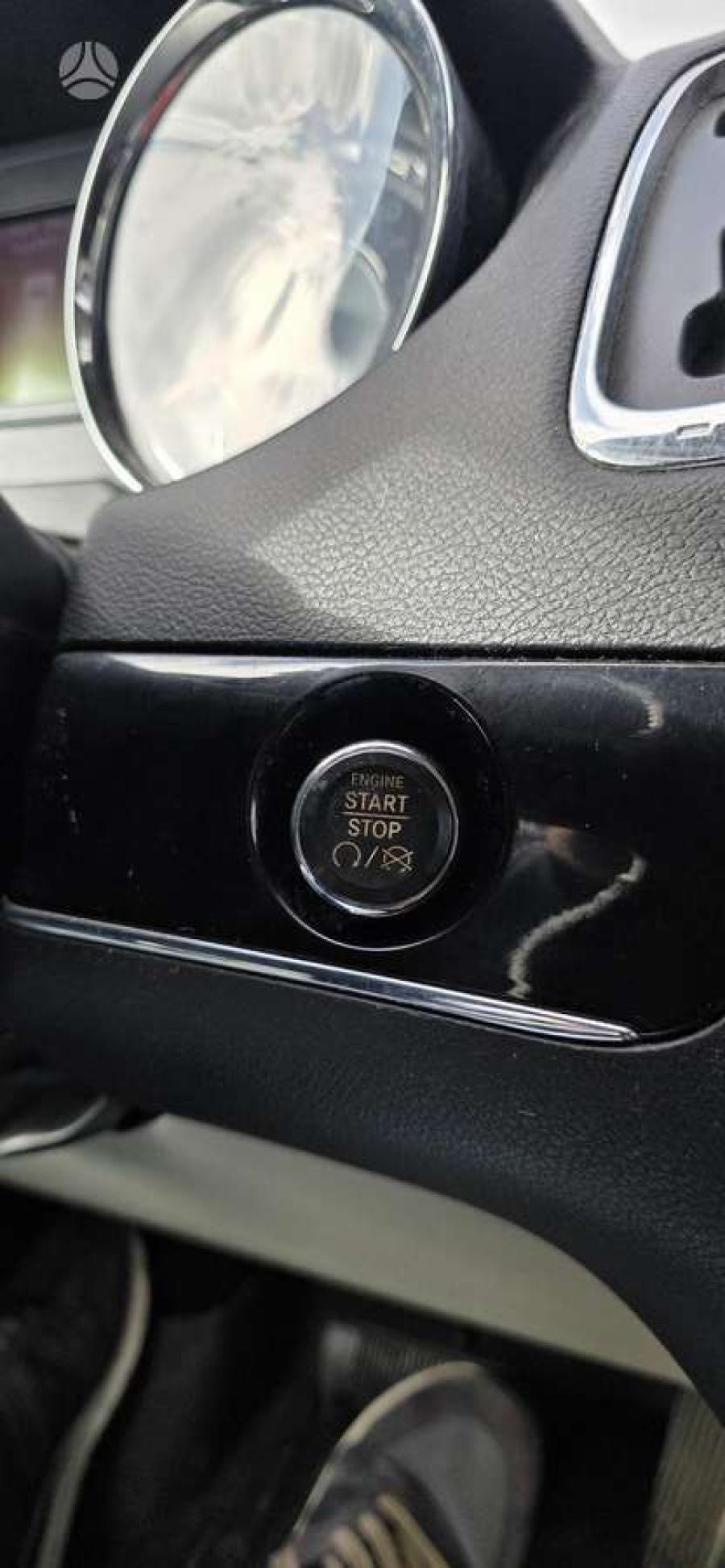 Chrysler town-&-country 2014 Šauļi, ar dzinēja tilpumu 3.60 L un nobraukumu 199 tūkst. km par 5200 €, foto 29 vietnē AUTOMOTO.COM.LV