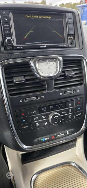 Chrysler town-&-country 2014 Šauļi, ar dzinēja tilpumu 3.60 L un nobraukumu 199 tūkst. km par 5200 €, foto 31 vietnē AUTOMOTO.COM.LV