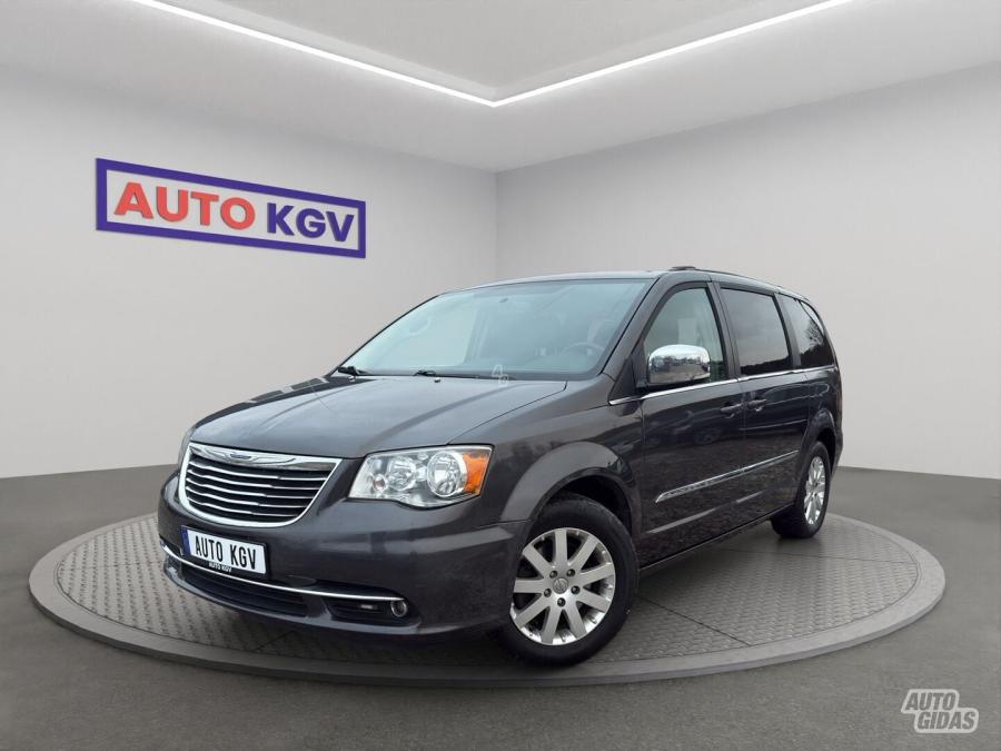 Chrysler town-&-country 2015 Kauņa, ar dzinēja tilpumu 3.60 L un nobraukumu 385 tūkst. km par 7899 €, foto 1 vietnē AUTOMOTO.COM.LV