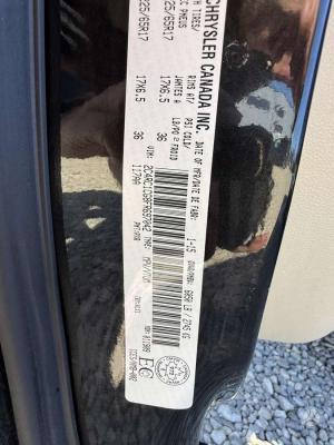 Chrysler town-&-country 2015 in Vilnius, with an engine capacity of 3.60 L and mileage of 216 thousand km for 6900 €, photo 49 on AUTOMOTO.COM.LV