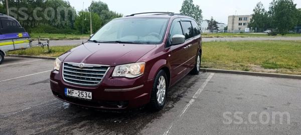 Sarkans Chrysler town-&-country 2008 Rīga, ar dzinēja tilpumu 3.80 L un nobraukumu 233 tūkst. km par 1800 €, foto 1 vietnē AUTOMOTO.COM.LV