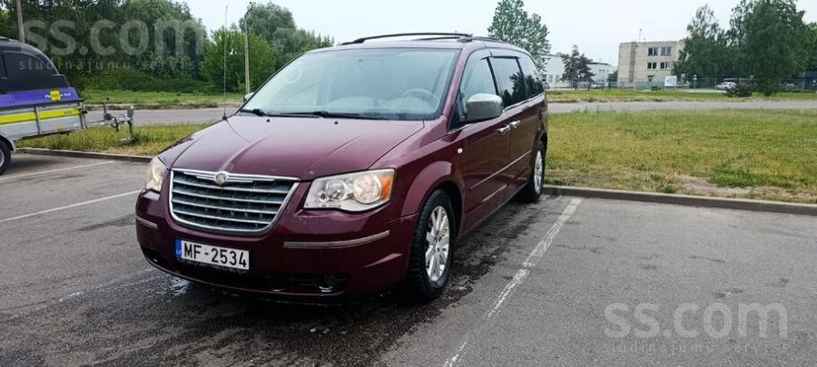 Sarkans Chrysler town-&-country 2008 Rīga, ar dzinēja tilpumu 3.80 L un nobraukumu 233 tūkst. km par 1800 €, foto 1 vietnē AUTOMOTO.COM.LV