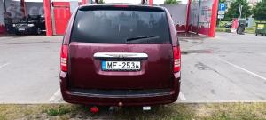 Sarkans Chrysler town-&-country 2008 Rīga, ar dzinēja tilpumu 3.80 L un nobraukumu 233 tūkst. km par 1800 €, foto 6 vietnē AUTOMOTO.COM.LV