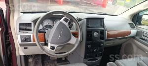Sarkans Chrysler town-&-country 2008 Rīga, ar dzinēja tilpumu 3.80 L un nobraukumu 233 tūkst. km par 1800 €, foto 12 vietnē AUTOMOTO.COM.LV