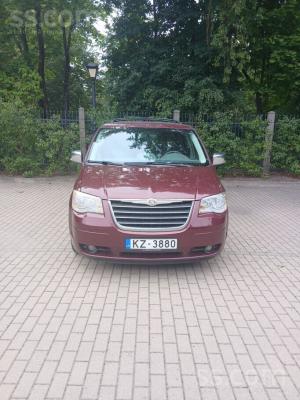 Красный Крайслер Таун Кантри 2008 в Рига, объемом двигателя 3.80 л и пробегом 231 тыс. км за 1800 €, фото 6 на AUTOMOTO.COM.LV