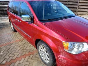 Red Chrysler town-&-country 2012 in Klaipeda, with an engine capacity of 3.60 L and mileage of 315 thousand km for 5850 €, photo 11 on AUTOMOTO.COM.LV