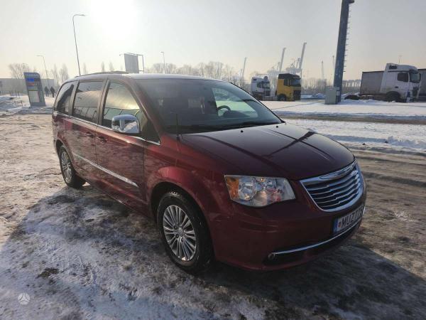 Sarkans Chrysler town-&-country 2013 Klaipėda, ar dzinēja tilpumu 3.60 L un nobraukumu 180 tūkst. km par 4200 €, foto 10 vietnē AUTOMOTO.COM.LV