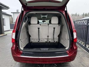Sarkans Chrysler town-&-country 2014 Šauļi, ar dzinēja tilpumu 3.60 L un nobraukumu 244 tūkst. km par 6950 €, foto 25 vietnē AUTOMOTO.COM.LV