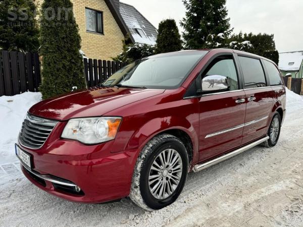 Sarkans Chrysler town-&-country 2014 Rīga, ar dzinēja tilpumu 3.60 L un nobraukumu 0 tūkst. km par 5950 €, foto 2 vietnē AUTOMOTO.COM.LV