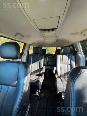 Sarkans Chrysler town-&-country 2014 Liepāja, ar dzinēja tilpumu 3.60 L un nobraukumu 273 tūkst. km par 3500 €, foto 7 vietnē AUTOMOTO.COM.LV