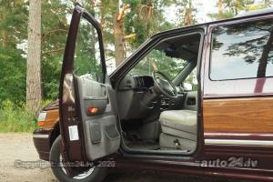 Sarkans Chrysler town-&-country 1995 Tallina, ar dzinēja tilpumu 3.80 L un nobraukumu 270 tūkst. km par 4400 €, foto 7 vietnē AUTOMOTO.COM.LV