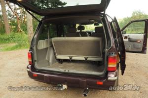Sarkans Chrysler town-&-country 1995 Tallina, ar dzinēja tilpumu 3.80 L un nobraukumu 270 tūkst. km par 4400 €, foto 14 vietnē AUTOMOTO.COM.LV