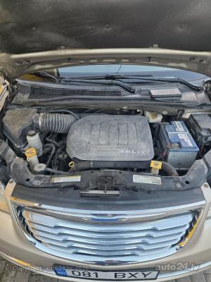 Chrysler town-&-country 2013 Tallina, ar dzinēja tilpumu 3.60 L un nobraukumu 189 tūkst. km par 8900 €, foto 12 vietnē AUTOMOTO.COM.LV