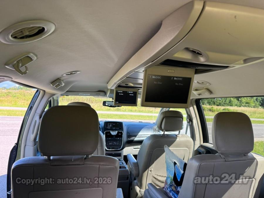 Chrysler town-&-country 2014 Tallina, ar dzinēja tilpumu 3.60 L un nobraukumu 281 tūkst. km par 6900 €, foto 13 vietnē AUTOMOTO.COM.LV