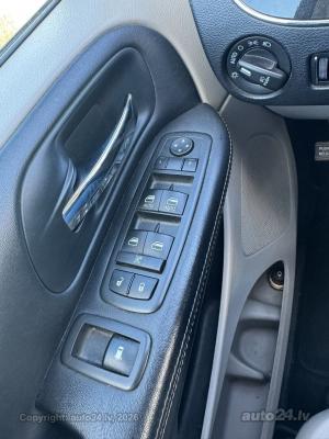 Chrysler town-&-country 2014 Tallina, ar dzinēja tilpumu 3.60 L un nobraukumu 281 tūkst. km par 6900 €, foto 19 vietnē AUTOMOTO.COM.LV