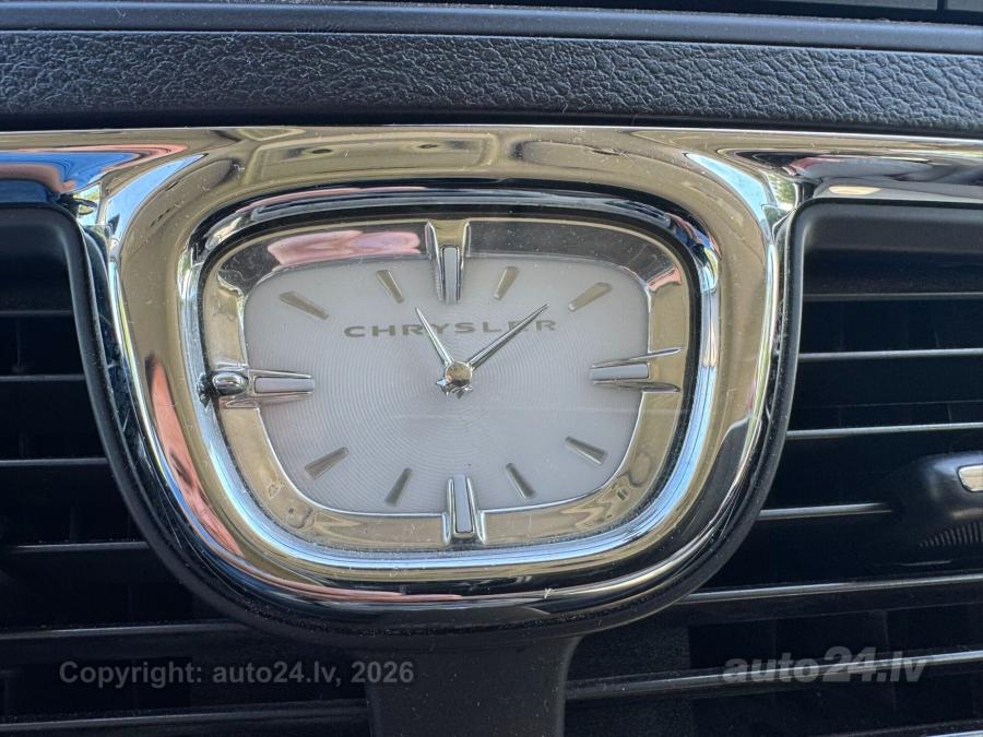 Chrysler town-&-country 2014 Tallina, ar dzinēja tilpumu 3.60 L un nobraukumu 281 tūkst. km par 6900 €, foto 24 vietnē AUTOMOTO.COM.LV