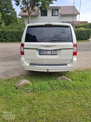 Balts Chrysler town-&-country 2011 Klaipėda, ar dzinēja tilpumu 3.60 L un nobraukumu 275 tūkst. km par 5300 €, foto 5 vietnē AUTOMOTO.COM.LV