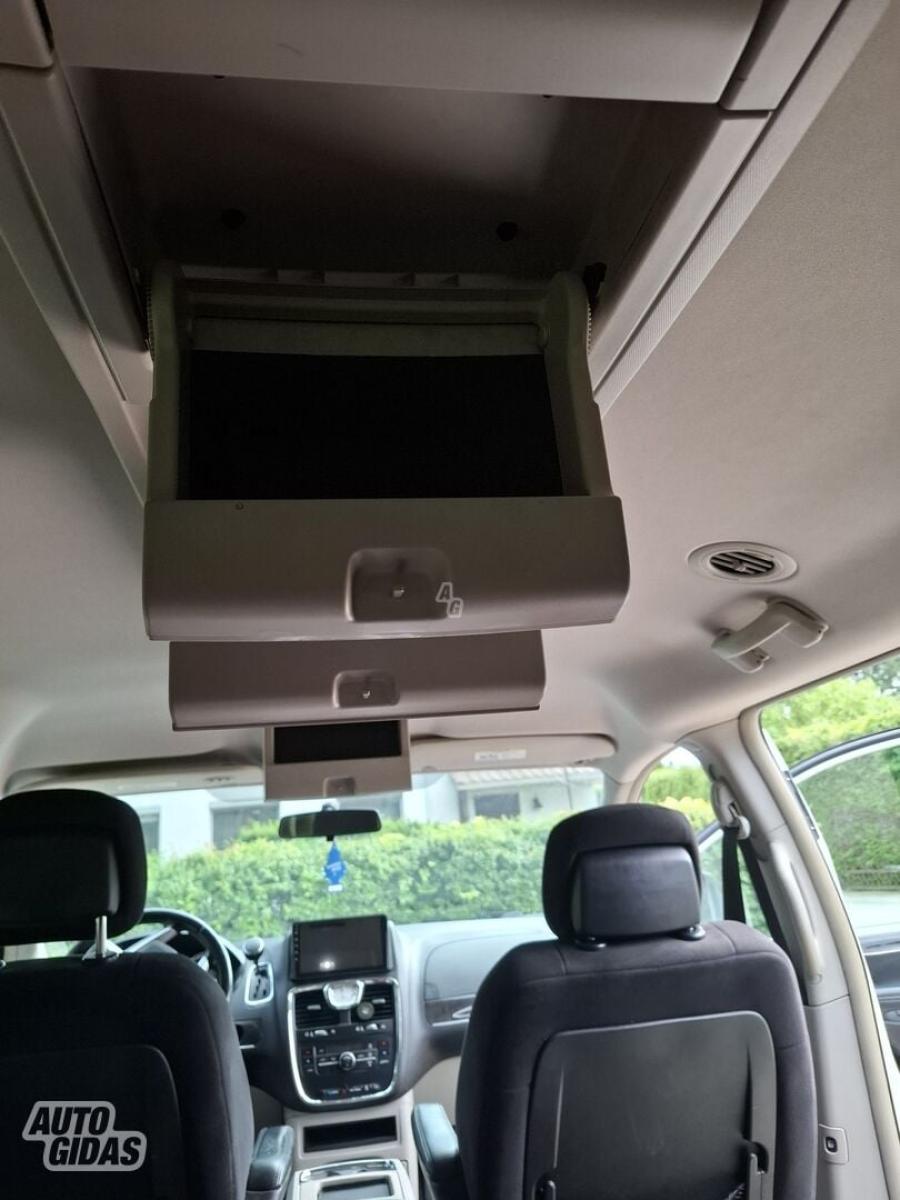 Balts Chrysler town-&-country 2011 Klaipėda, ar dzinēja tilpumu 3.60 L un nobraukumu 275 tūkst. km par 5300 €, foto 12 vietnē AUTOMOTO.COM.LV