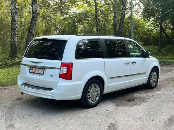 Balts Chrysler town-&-country 2013 Rīga, ar dzinēja tilpumu 3.60 L un nobraukumu 0 tūkst. km par 5199 €, foto 6 vietnē AUTOMOTO.COM.LV