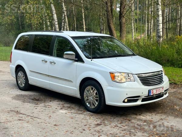 Balts Chrysler town-&-country 2013 Rīga, ar dzinēja tilpumu 3.60 L un nobraukumu 0 tūkst. km par 5199 €, foto 8 vietnē AUTOMOTO.COM.LV