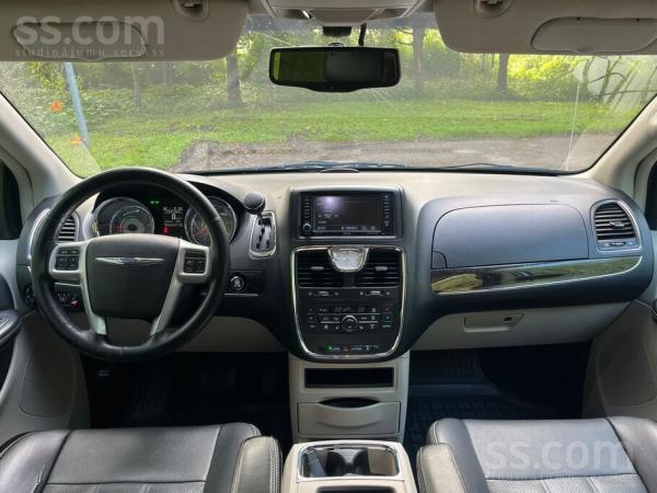 Balts Chrysler town-&-country 2013 Rīga, ar dzinēja tilpumu 3.60 L un nobraukumu 0 tūkst. km par 5199 €, foto 11 vietnē AUTOMOTO.COM.LV