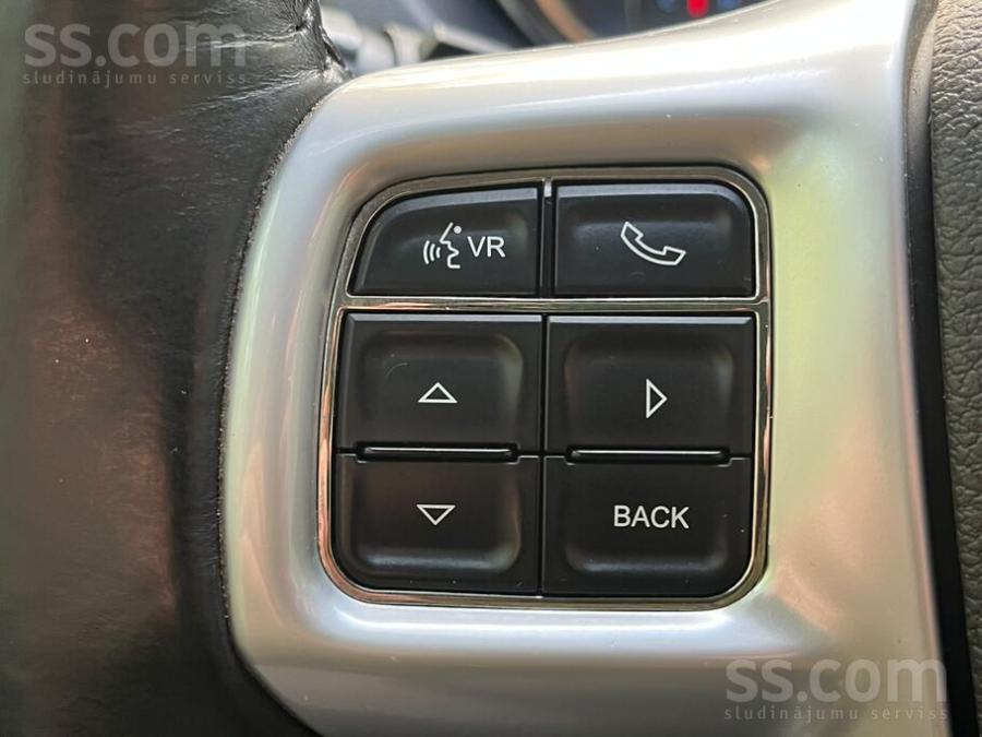 Balts Chrysler town-&-country 2013 Rīga, ar dzinēja tilpumu 3.60 L un nobraukumu 0 tūkst. km par 4399 €, foto 15 vietnē AUTOMOTO.COM.LV