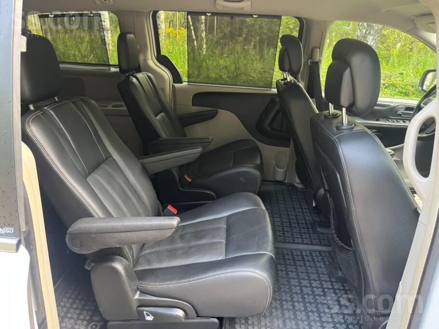 Balts Chrysler town-&-country 2013 Rīga, ar dzinēja tilpumu 3.60 L un nobraukumu 0 tūkst. km par 4399 €, foto 27 vietnē AUTOMOTO.COM.LV