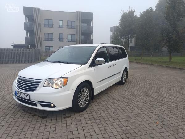 Balts Chrysler town-&-country 2014 Šauļi, ar dzinēja tilpumu 3.60 L un nobraukumu 260 tūkst. km par 8950 €, foto 1 vietnē AUTOMOTO.COM.LV