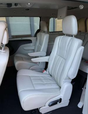 Balts Chrysler town-&-country 2014 Klaipėda, ar dzinēja tilpumu 3.60 L un nobraukumu 245 tūkst. km par 8800 €, foto 12 vietnē AUTOMOTO.COM.LV