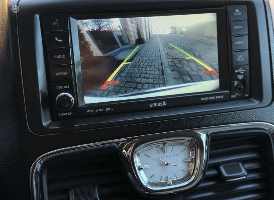 Balts Chrysler town-&-country 2014 Klaipėda, ar dzinēja tilpumu 3.60 L un nobraukumu 245 tūkst. km par 8800 €, foto 28 vietnē AUTOMOTO.COM.LV