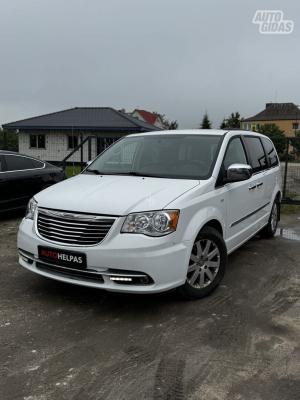 Balts Chrysler town-&-country 2014 Klaipėda, ar dzinēja tilpumu 3.60 L un nobraukumu 147 tūkst. km par 8500 €, foto  vietnē AUTOMOTO.COM.LV