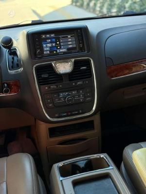 Balts Chrysler town-&-country 2014 Klaipėda, ar dzinēja tilpumu 3.60 L un nobraukumu 248 tūkst. km par 7950 €, foto 17 vietnē AUTOMOTO.COM.LV