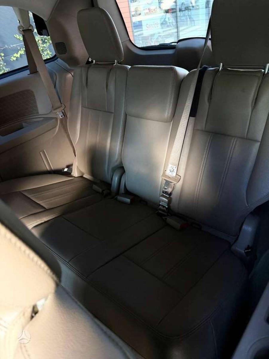 Balts Chrysler town-&-country 2014 Klaipėda, ar dzinēja tilpumu 3.60 L un nobraukumu 248 tūkst. km par 7950 €, foto 31 vietnē AUTOMOTO.COM.LV