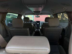 White Chrysler town-&-country 2014 in Klaipeda, with an engine capacity of 3.60 L and mileage of 248 thousand km for 7850 €, photo 31 on AUTOMOTO.COM.LV