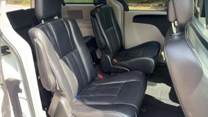 Balts Chrysler town-&-country 2014 Viļņa, ar dzinēja tilpumu 3.61 L un nobraukumu 147 tūkst. km par 7800 €, foto 8 vietnē AUTOMOTO.COM.LV